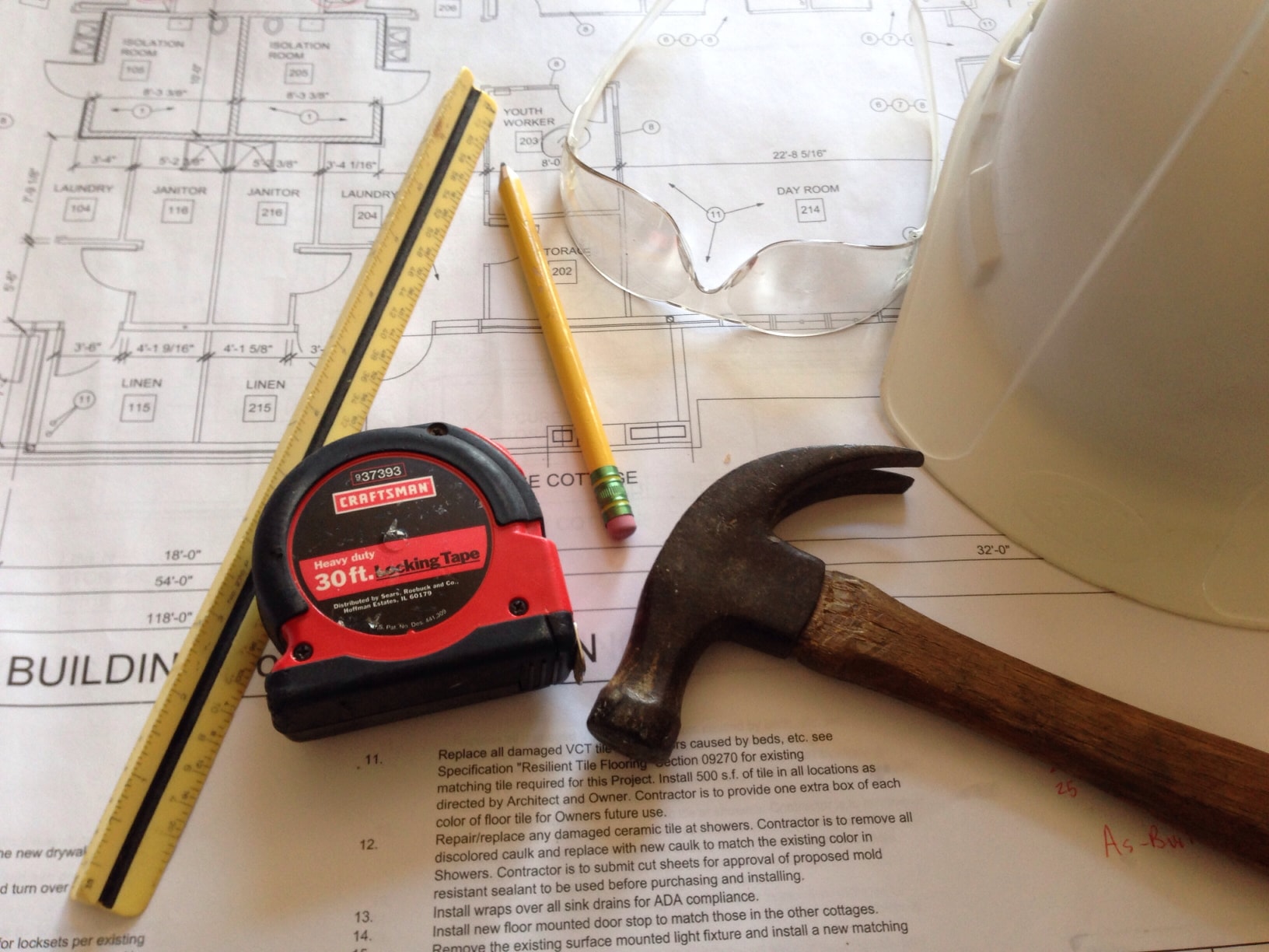 Comprendre les differences entre gros œuvre et second œuvre en construction